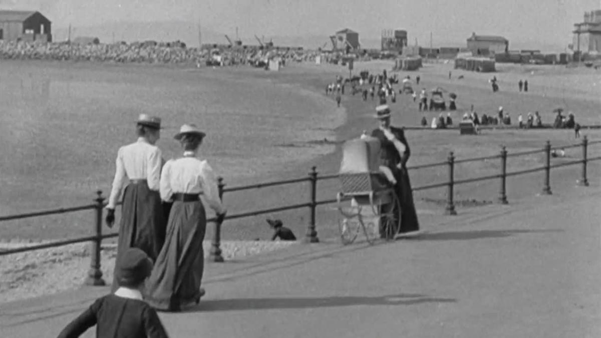 Watch Lady Godiva Procession in Coventry (1902) online - BFI Player