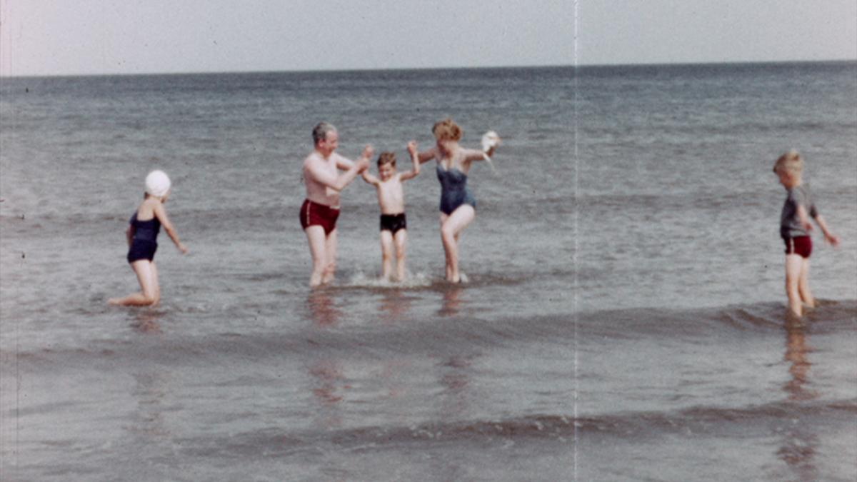 Watch Holiday Highlights online - BFI Player