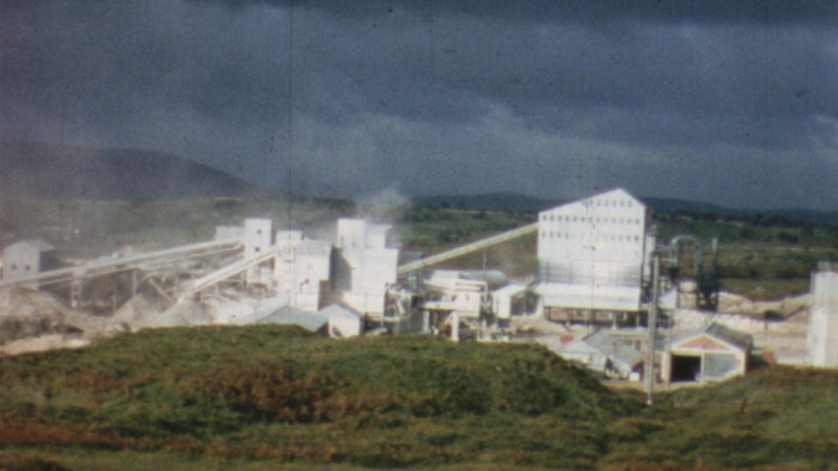 Watch Halkyn Mountain: debris and dahlias online - BFI Player