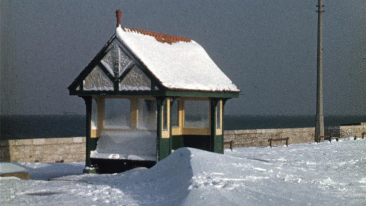 Watch Snow at Ryde online - BFI Player