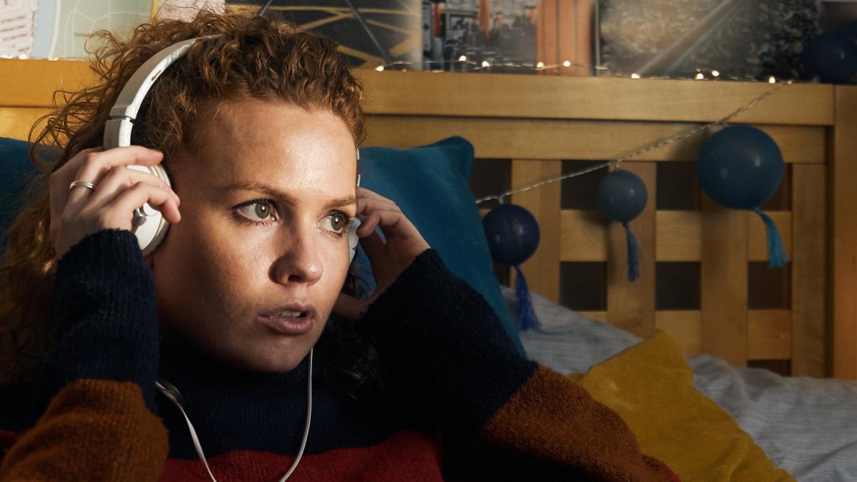 Watch Please Introduce Yourself online - BFI Player