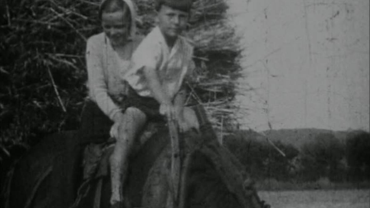 Watch Family Films presents 'Our Daily Bread' online - BFI Player