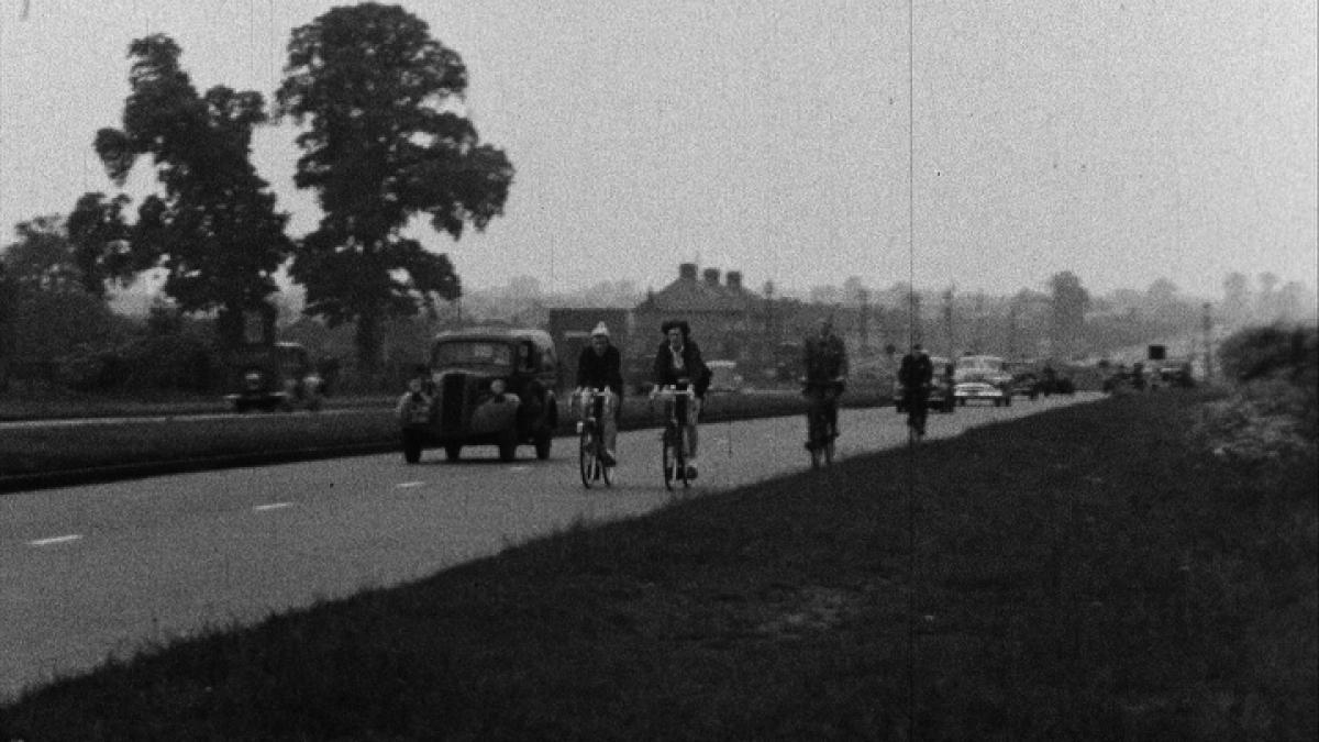 Watch Dagenham Borough Council: The Development of Marks Gate Housing ...