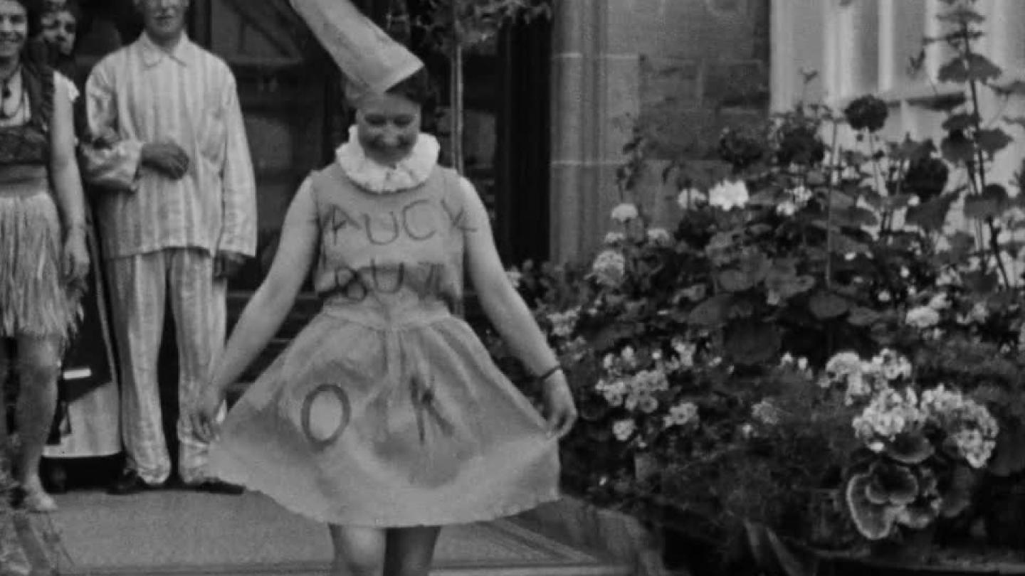 Watch Waverley Steps online - BFI Player