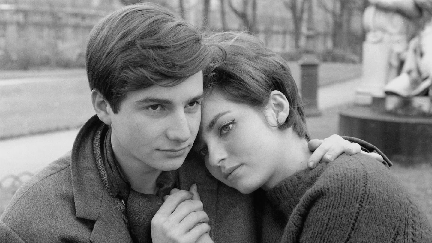 Watch Antoine et Colette online - BFI Player