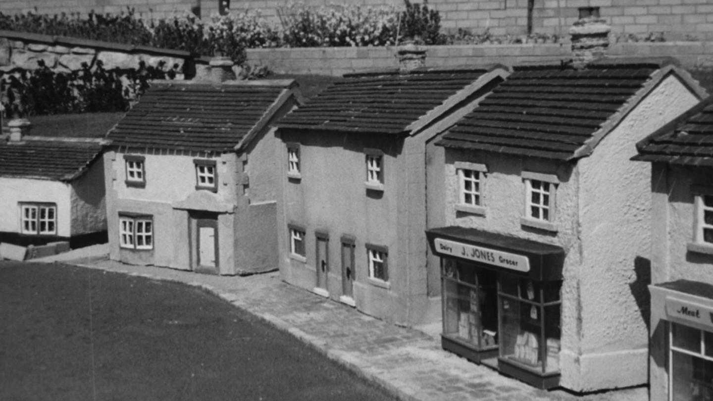 Watch Welsh Model Village Rhyl online - BFI Player