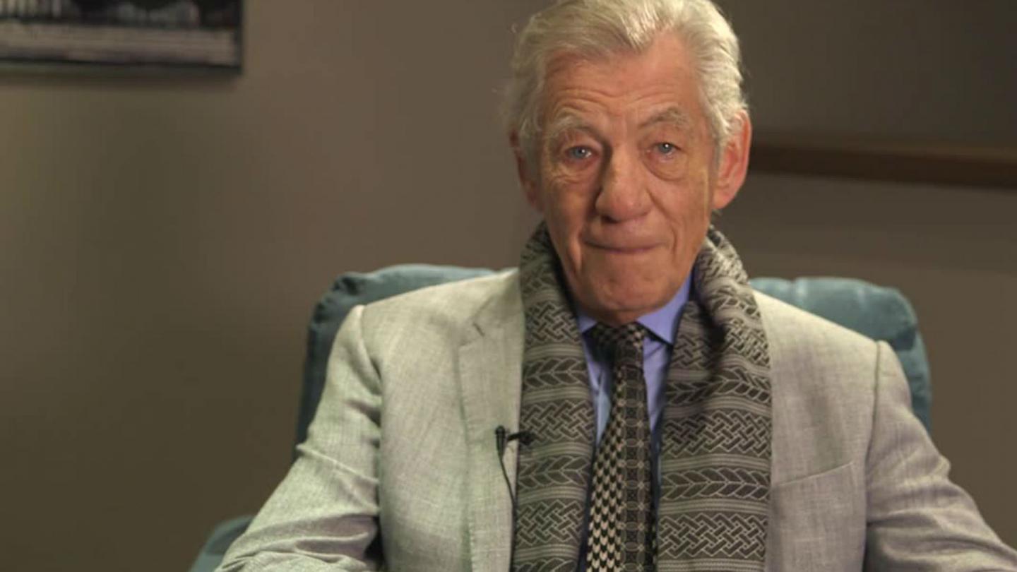 Watch Sir Ian McKellen introduces Richard III (1995) online - BFI Player