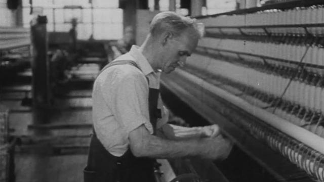 Watch Workmen Leaving Platt's Works, Oldham (1900) online - BFI Player