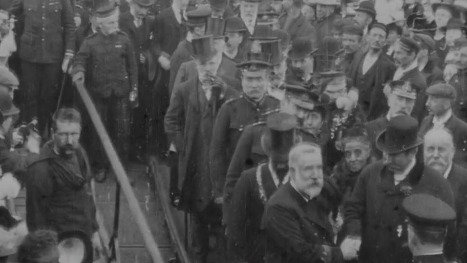 Watch General Buller Embarking on the 'Dunottar Castle' at Southampton ...